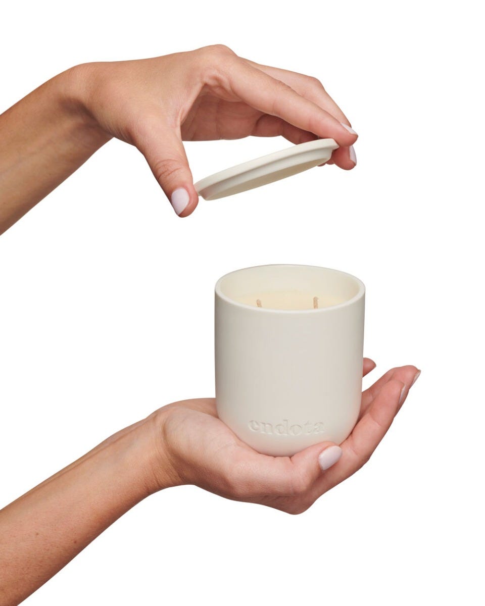 Signature Blend Soy Candle – endota spa